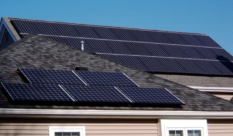 What Type of Solar Panel Should You Choose? - Solaris Renewables